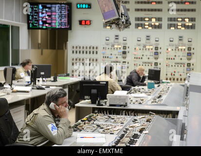 Control room and reactor shut-down switch in Hinkley Point B nuclear Stock Photo, Royalty Free ...