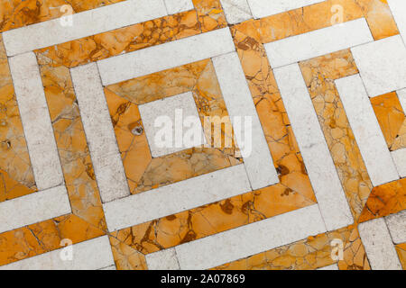 yellow white mosaic marble tile texture seamless Stock Photo - Alamy