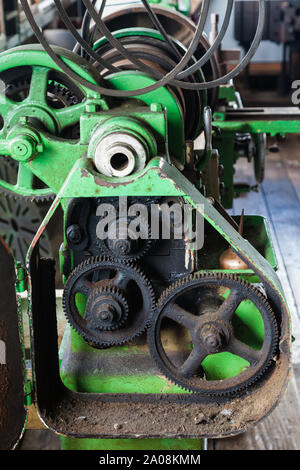 Old Lathe with Belt Drive Stock Photo - Alamy