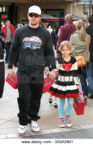 HOLLYWOOD, CA - FEBRUARY 10: (L-R) Actor Paul Mercurio and wife Andrea ...