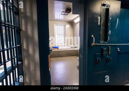 jail cell Kingston Penitentiary a former maximum security prison that ...