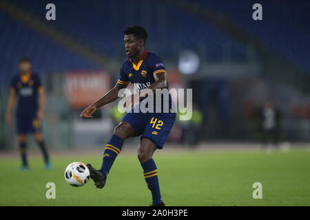 Steven N'Zonzi of AS Roma during the UEFA Champions League group stage ...