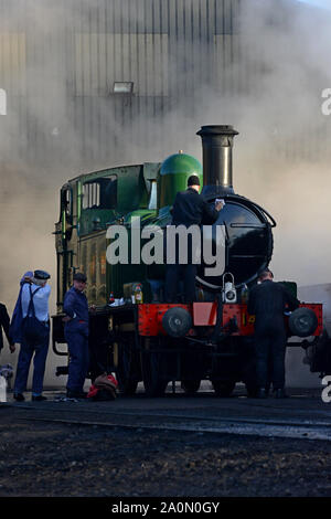 Great Western Railway class 14xx steam engine with autocoach at Didcot ...