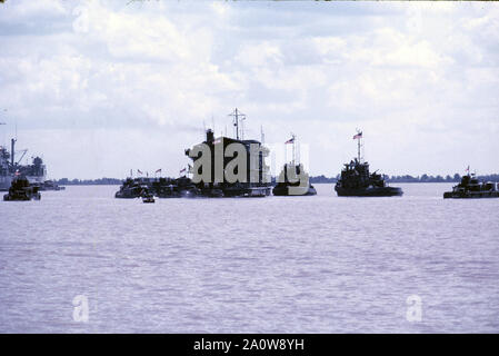 USA Vietnam-Krieg / Vietnam War - ATC(H) Armored Troop Carrier ...