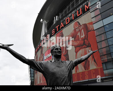 Tony Adams statue, outside Arsenal Emirates Stadium, Islington, London ...