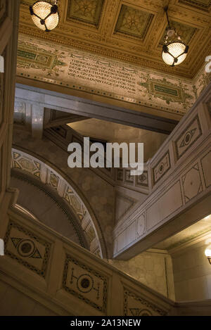 Chicago City Library 01 Stock Photo - Alamy