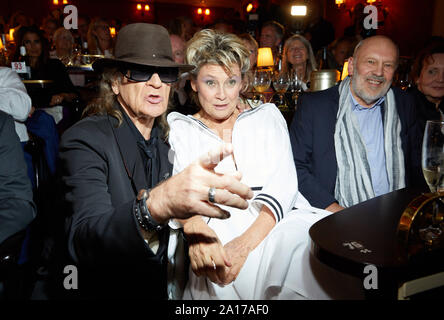 Germany. 24th Sep, 2019. Udo Lindenberg (l-r), singer, Gitte Haenning ...