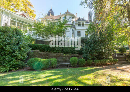Deepwood House and Gardens Salem Oregon Stock Photo - Alamy