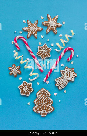 A Christmas Background with Gingerbread and Candy Canes Stock Photo - Alamy