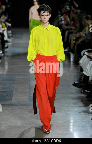 Paris, France. 25th Sep, 2019. DRIES VAN NOTEN SS20 Runway during Paris ...