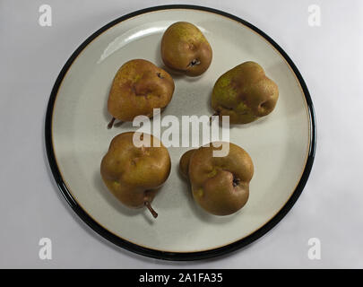 Stone cells on Beurre Hardy pears Stock Photo - Alamy