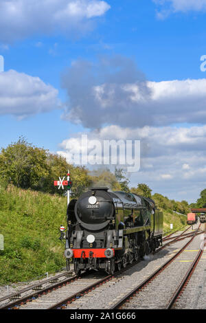 CHELTENHAM, ENGLAND - SEPTEMBER 2019: The Peninsular and Oriental steam ...