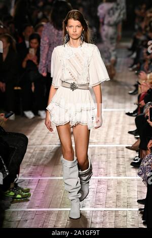 Paris, France. 26th Sep, 2019. ISABEL MARANT SS20 Runway during Paris ...