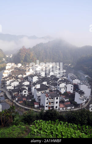 Jiangxi, Jiangxi, China. 27th Sep, 2019. Jiangxi, CHINA-Jujing village ...