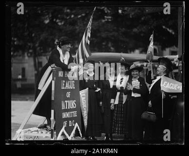 Non partisan League of Nations Committee of D.C Stock Photo - Alamy