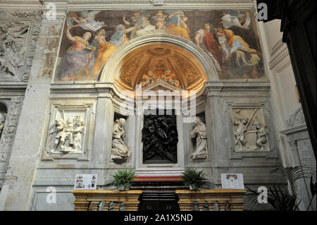 Chigi Chapel, Church of Santa Maria del Popolo, Rome, Italy Stock Photo ...