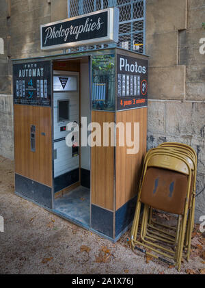 Instant old photo in a vintage style isolated on white background Stock ...