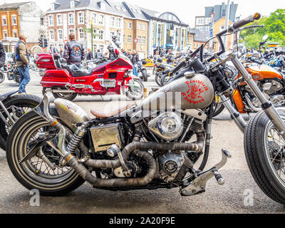 custom harley davidson chopper choppers bike motor cycle motorbike ...