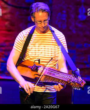 Bloomington, United States. 28th Sep, 2019. Réjean Brunet of Le Vent du ...