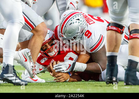 Ohio State defensive tackle Michael Hall Jr. lines up during the third ...