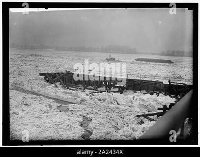 POTOMAC RIVER ICE JAMS Stock Photo - Alamy