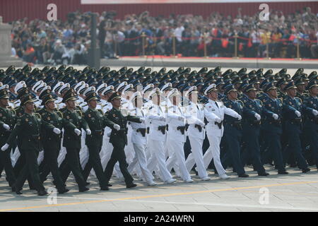 Peoples Liberation Army officers in classroom at Shijiazhuang Military ...