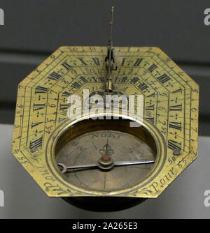Double horizontal sundial, Brass. 1713 Stock Photo - Alamy