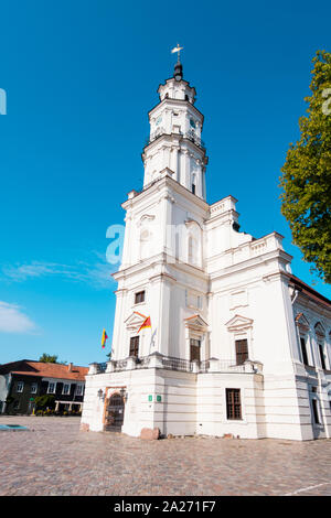 Rotuses aikste, town hall square, old town, Vilnius, Lithuania Stock ...