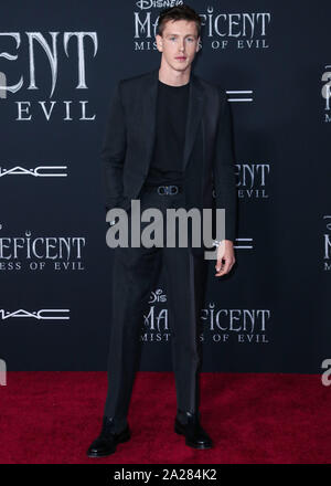 Harris Dickinson arrives at Disney’s MALEFICENT MISTRESS OF EVIL World ...