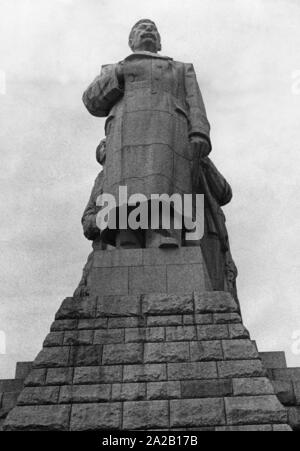 A monument to Josef Stalin Stock Photo - Alamy