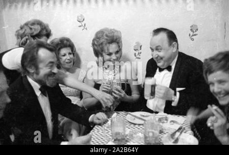 Barbara Valentin, real name Uschi, Ursula Ledersteger, at the Film Ball ...