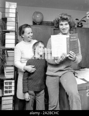 The calculating miracle Elmar Eder with his family, from left to right ...