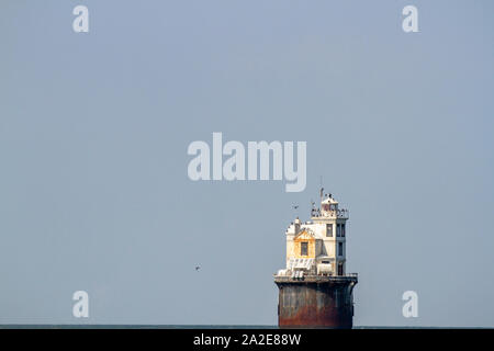 Delaware - Fourteen Foot Bank. Fourteen Foot Bank Light Station ...