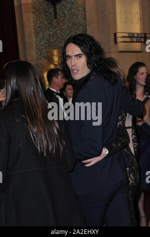 Russell Brand, Mother at arrivals for The 83rd Academy Awards Oscars ...
