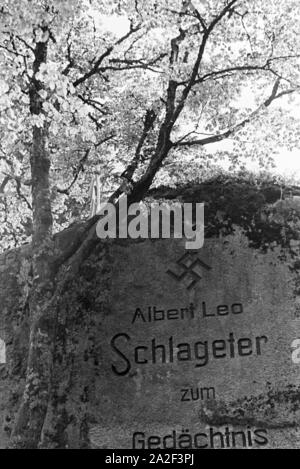 Ein Denkmal von Albert Leo Schlageter im Schwarzwald in der Nähe von ...