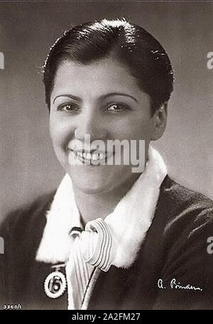 Ellen Richter Binder4 Stock Photo - Alamy