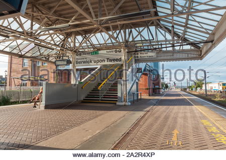 Berwick upon Tweed Railway Station Stock Photo: 57714057 - Alamy