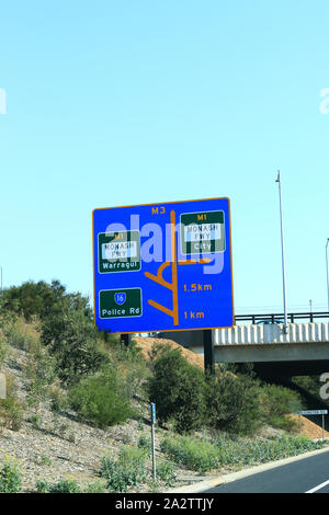 melbourne city traffic Eastlink freeway with Melbourne skyline Stock ...