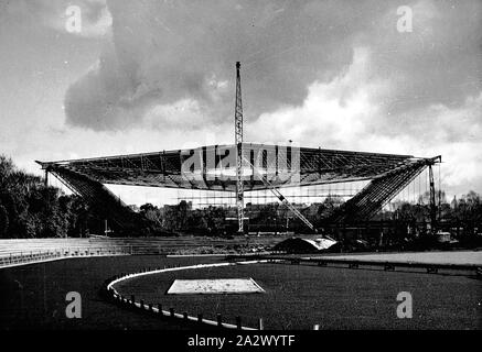 Swimming - Melbourne Olympic Games 1956 Stock Photo - Alamy