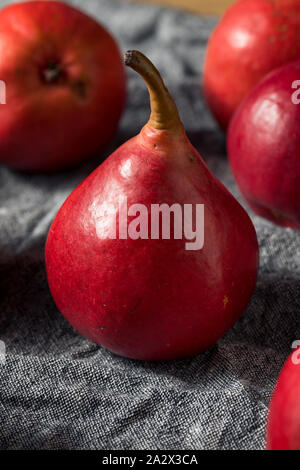 Anjou red pears in rustic bowl in closeup Stock Photo - Alamy
