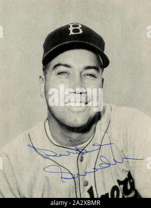 Duke Snider in vintage Los Angeles Dodgers souvenir postcard photo at ...