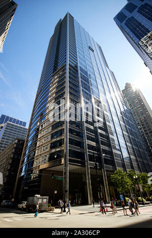 one north wacker ubs tower skyscraper chicago illinois united states of ...