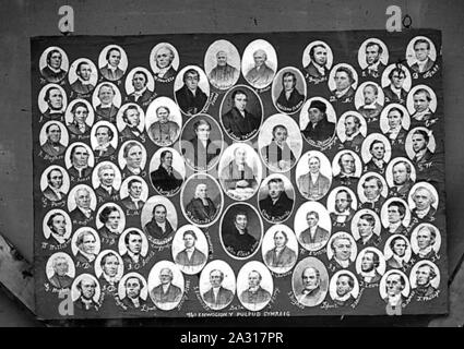 Enwogion y pulpud Cymreig (multi-portrait, 73) [graphic].. 1 negative ...