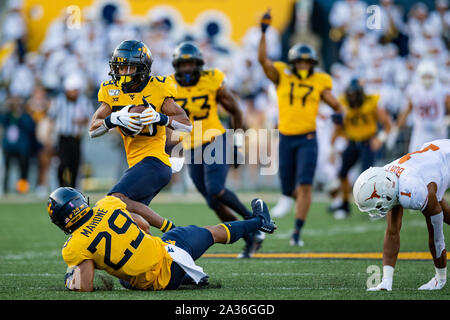 West Virginia cornerback Keith Washington (28) sacks Kansas State ...