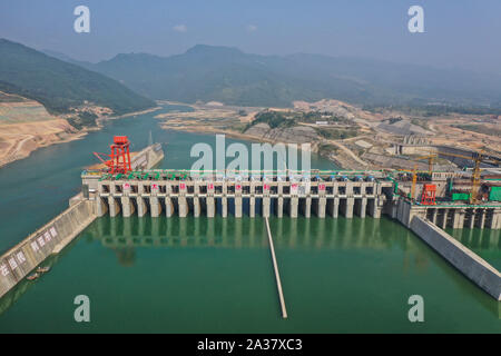 191006 -- GUIPING, Oct. 6, 2019 -- Aerial photo taken on Oct. 6, 2019 ...
