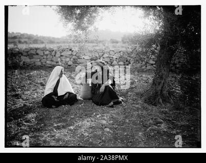 Ruth series, Ruth the Moabitess Stock Photo - Alamy