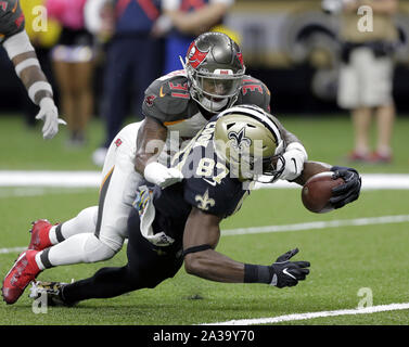 New Orleans Saints safety Jordan Howden (31) runs onto the field during ...