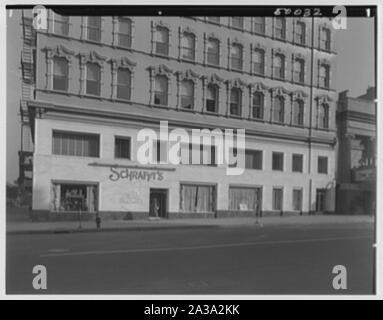 Schrafft's, 57th St. and 3rd Ave., New York City Stock Photo - Alamy
