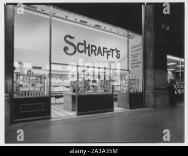 Schrafft's, Penn Station, New York City. Entrance concourse I, exterior ...