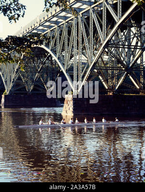 Sculling on the Schuylkill River, Philadelphia, Pennsylvania, USA Stock ...